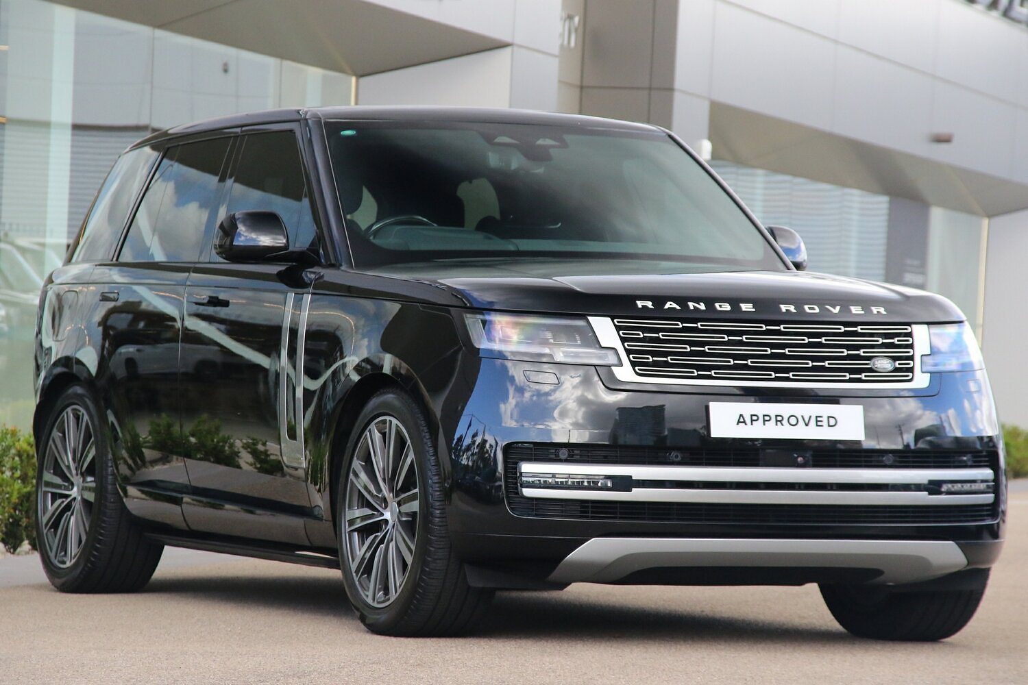 2024 Approved Land Rover Range Rover Santorini Black Range Rover 24MY ...