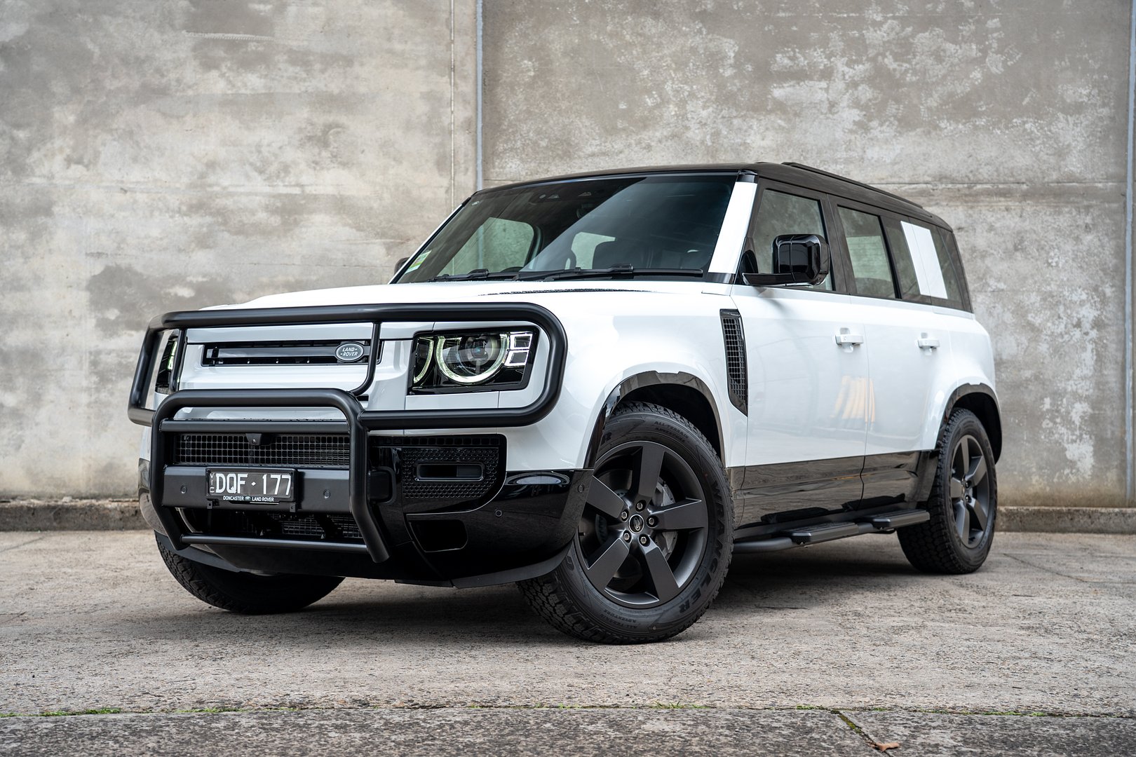 2025 Approved Land Rover Defender 110 Fuji White D350 Diesel Mild ...